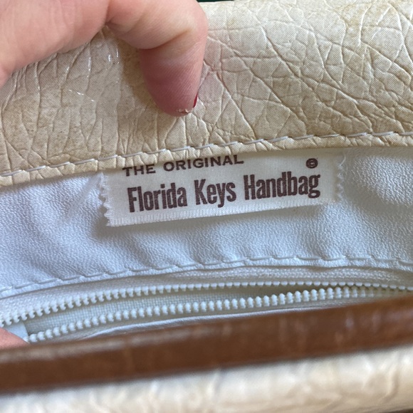 the original florida key handbag | Bags | Vintage Harbor Scene Purse ...